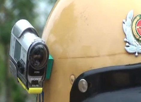 Triển khai gắn camera trên mũ CSGT, nhiều hiệu quả phát huy - Báo Công ...