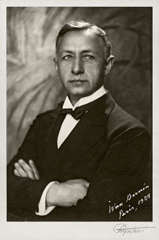 Truyện tình trên những con đường rợp bóng cây - Báo Công an Nhân dân ...